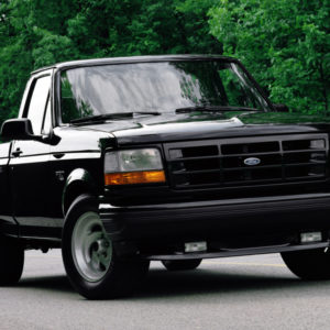 1993-1995 Ford SVT Lightning F-150 - Blue Oval Trucks
