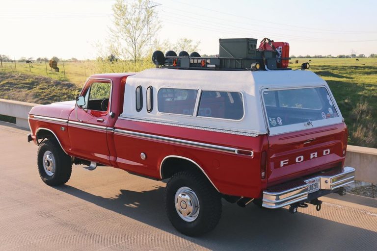 1976 Ford F250 Highboy Overlander - Blue Oval Trucks
