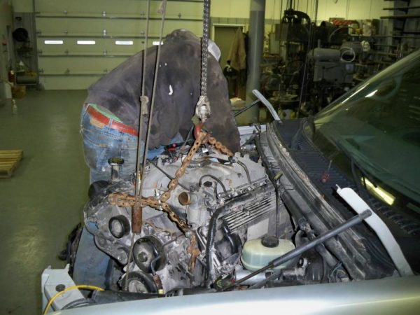 Ford V10 to 12-Valve Cummins Conversion - Blue Oval Trucks