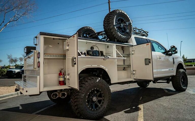 SDHQ Ford F350 Chase Truck - Blue Oval Trucks